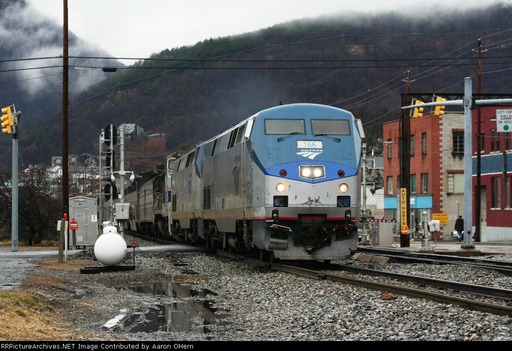 Amtrak 166